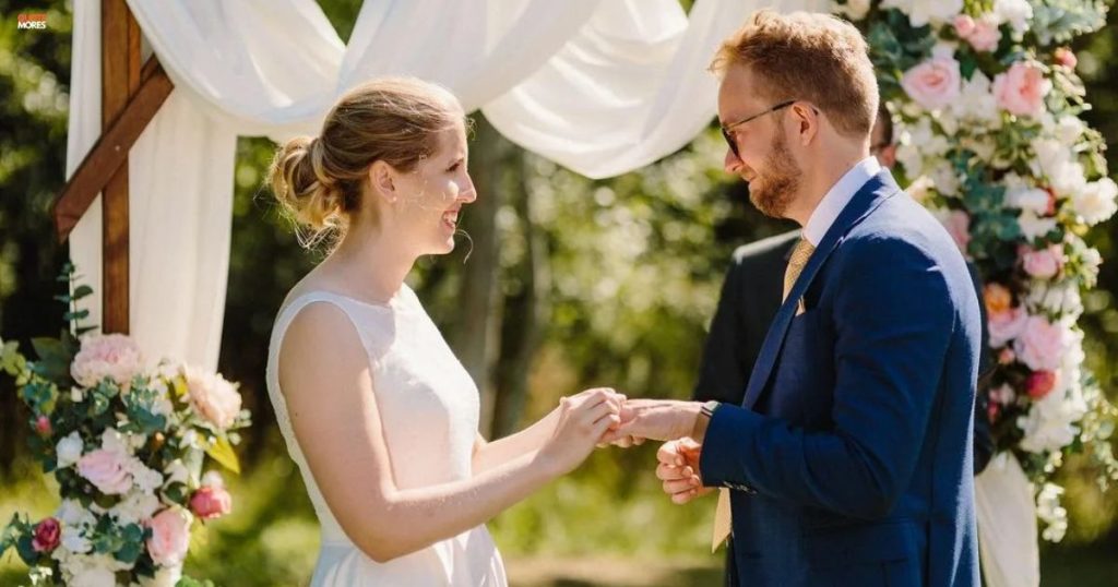 200+Happy Married Life Wishes Text Messages